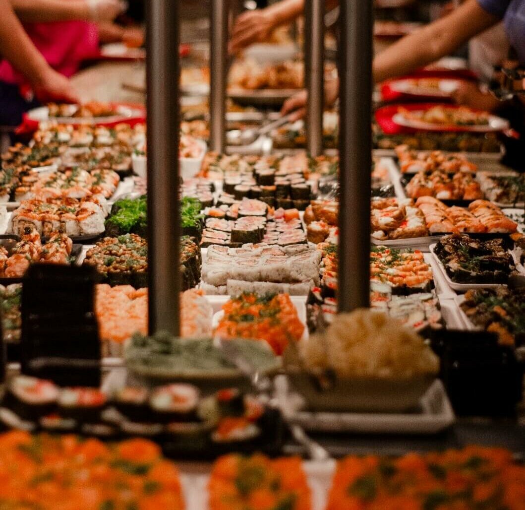 Onde jantar na Liberdade: buffet noturno é destaque no Nikkey Palace Hotel